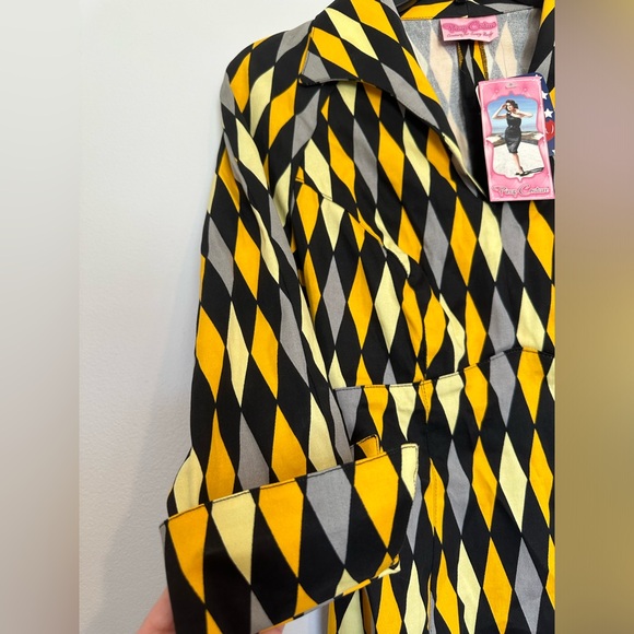 Pinup Couture | Tops | Nwt Pinup Girl Clothing Harry Potter Hufflepuff ...